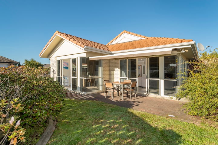 Tauranga - Relaxed Coastal Family House - Mount Maunganui