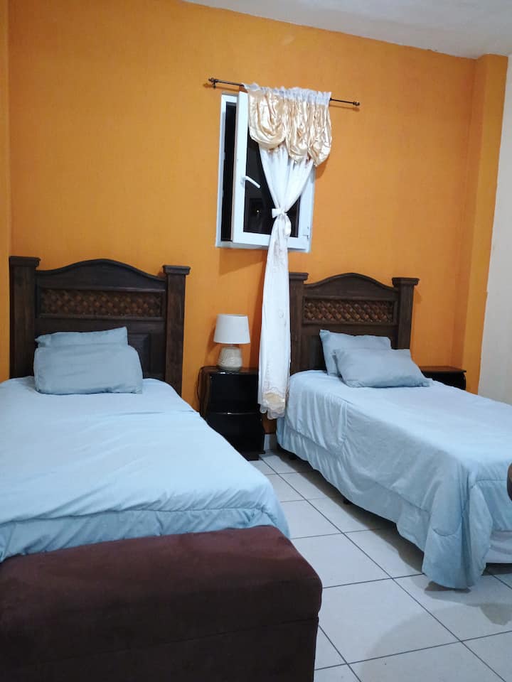 Apartamentos Flores, Mixco, Pequeña Antigua 5 - Santo Domingo Xenacoj