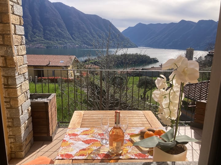 Lo Scorcio Sul Lago - Tremezzina