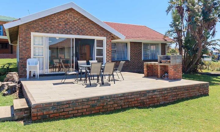 384 Gwenya – Sea View Holiday Home - Morgans Bay