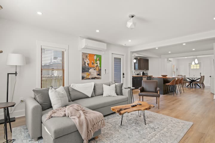 Beautiful 3 Bedroom With Bonus Space - Saratoga Springs, NY