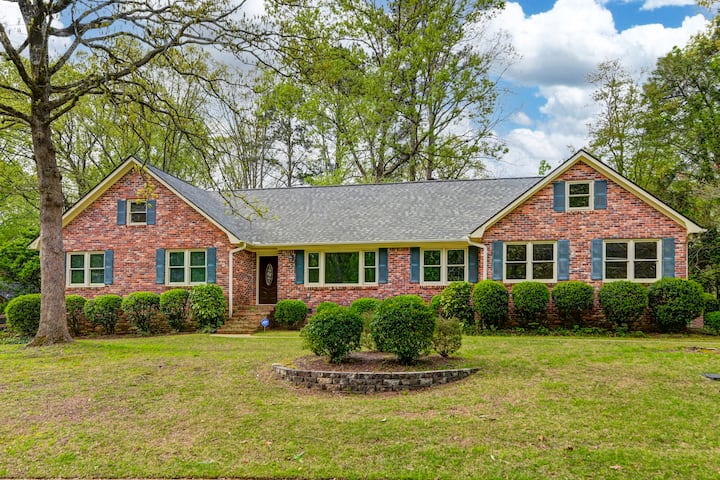 The Quail's Nest Of Harbison | Sleeps 8 - Columbia, SC