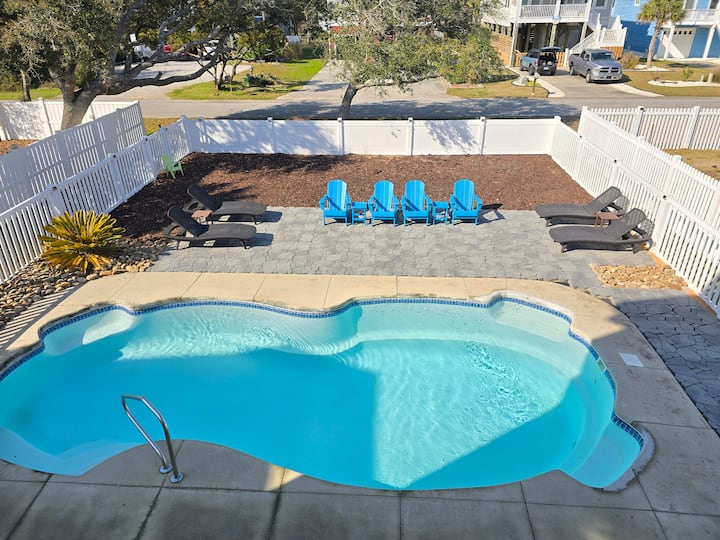 Sea 2 Sea - 4 Bdrm W/ Pool - Oak Island, NC