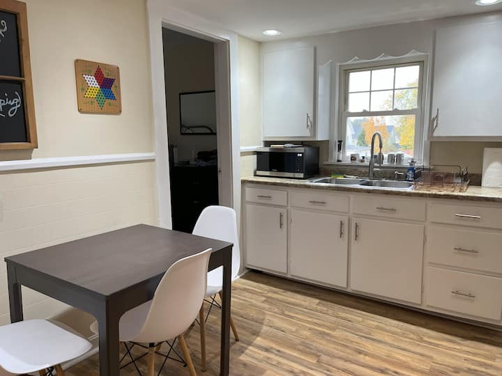Furnished Space Near Bates. - Range Pond State Park, Poland Spring