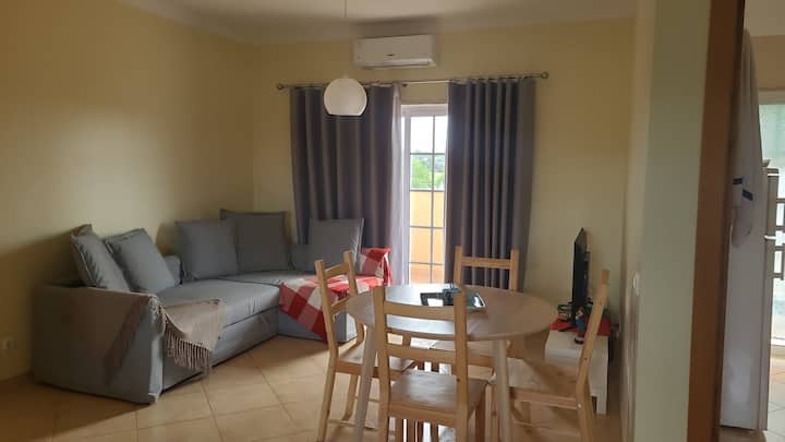 Stela ' S Guest House - Loulé