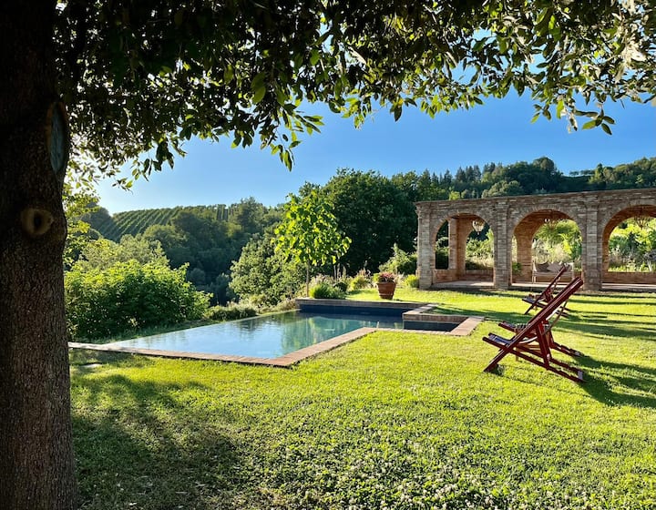 Villa Dei Fiori - Tuscany Chic-country House - Italy