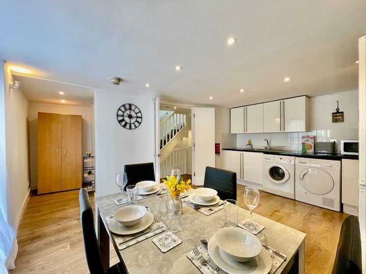 Stylish Cosy 2 Bed Ilford Home With Free Parking - イルフォード