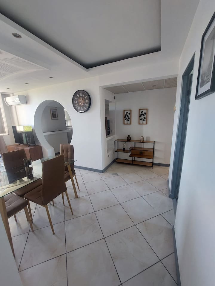 Aux Portes Du Cœur D’avignon – À Pied Des Remparts - Avignon