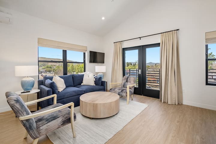 Morro Suite At The Junction - San Luis Obispo, CA