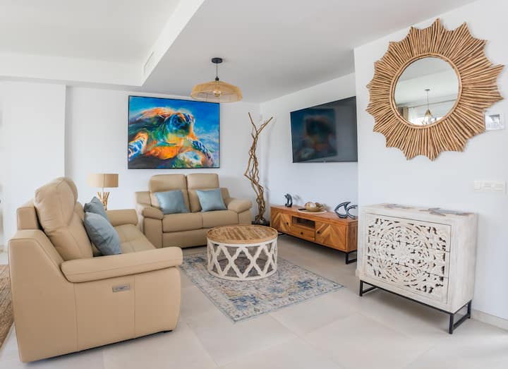 Luxurious Beachside Haven - Chipiona