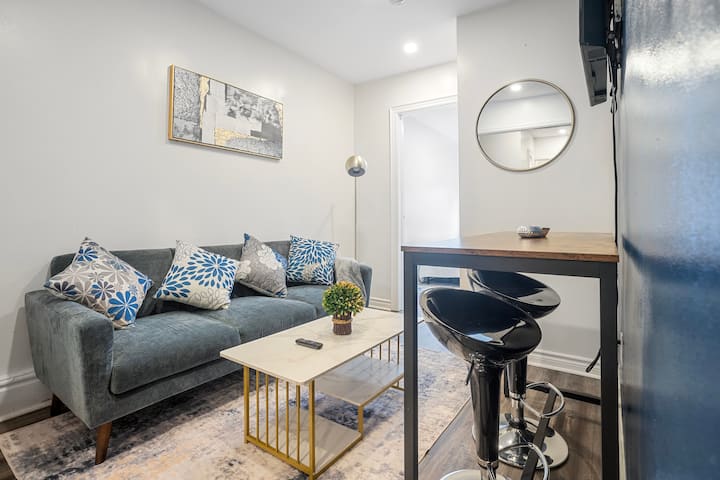 Gorgeous 1br - Heart Of Downtown - London, Ontario