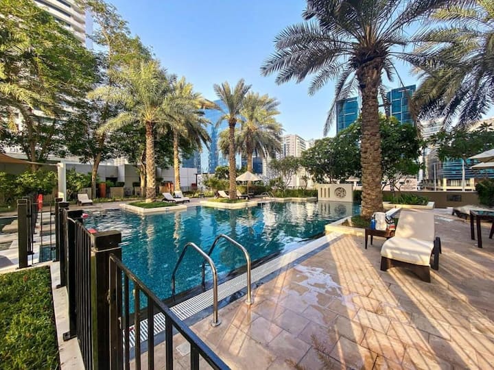 Downtown Burj Apt Next Dubai Mall On 33rd Floor - Dubai