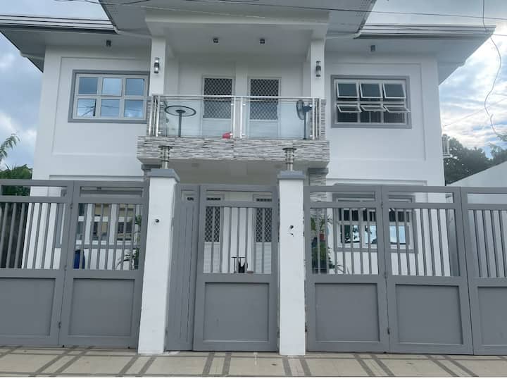 Modern Private House - Anilao