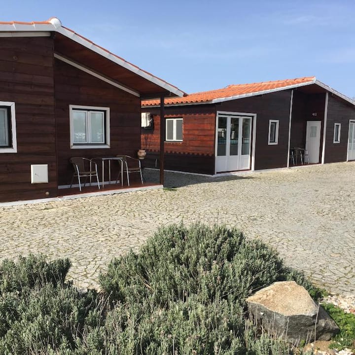 Bungalow Com Um Quarto - Redondo