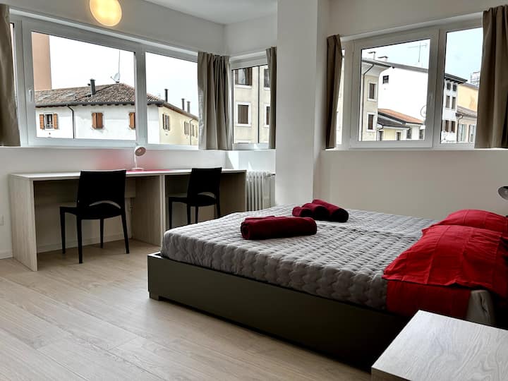 Appartement De Luxe Dans Le Centre D'udine - Udine