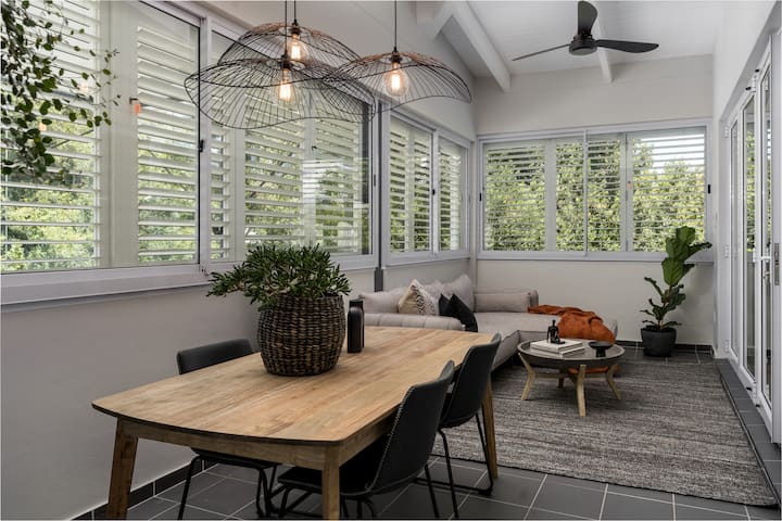 Stellenbosch Suite
@ 7 On Murray - Stellenbosch