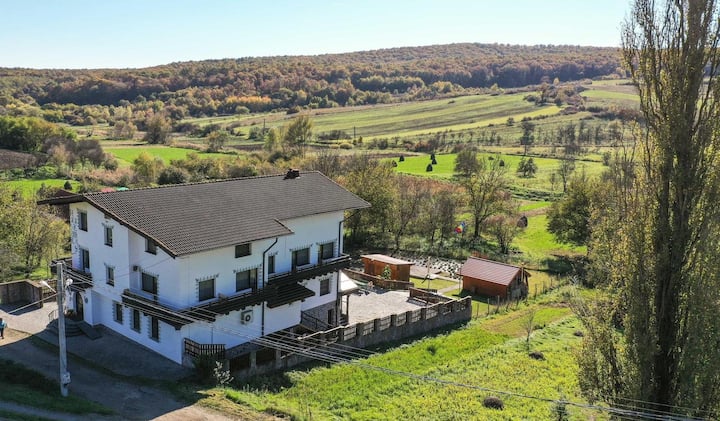 Hanul Almaș - Déva
