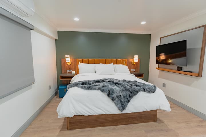 Ada Suite - Santa María, CA