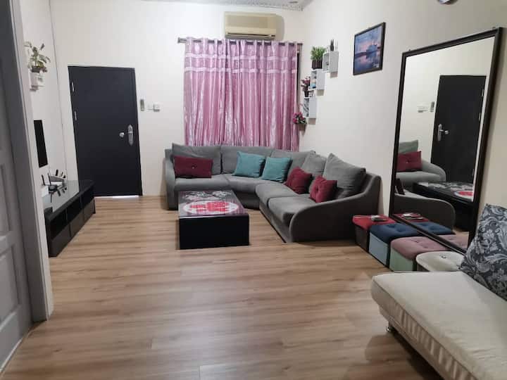 26 Home Batu Kawa - Kuching