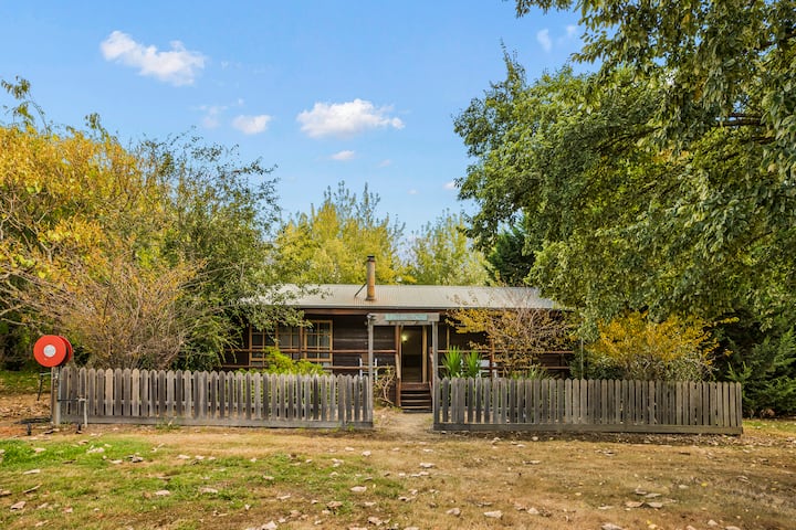 Stayau Cedar Lodge 3br Quaint Countryside Cottage - Healesville