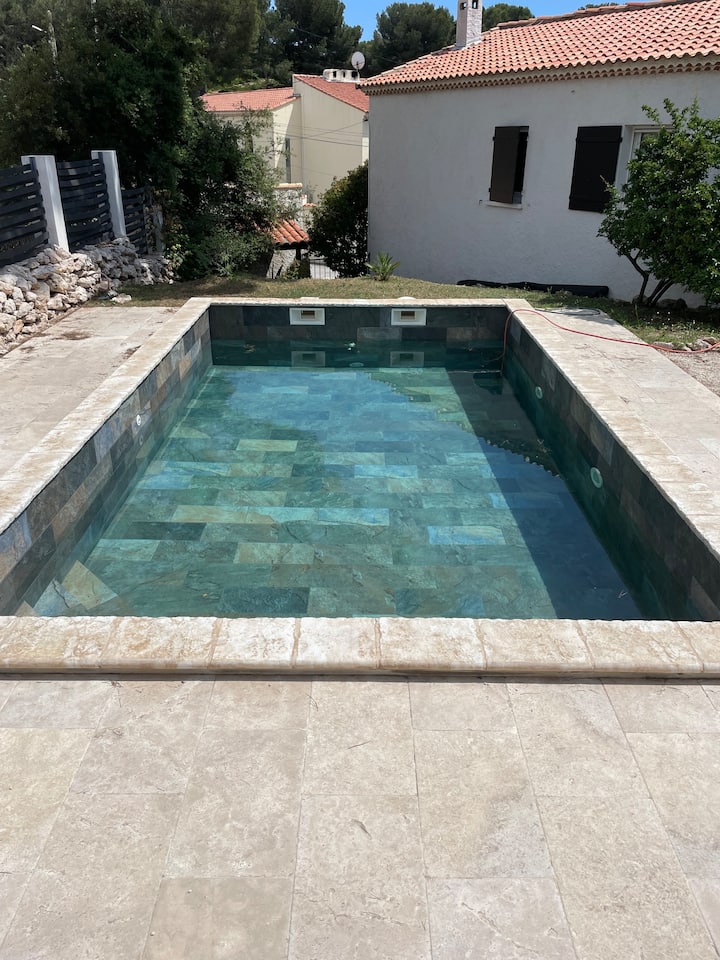 Maisonnette T2 En Duplex-carro - Martigues