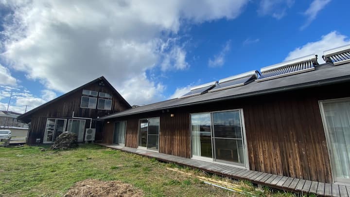 たびの宿 手のひらに太陽の家/みやぎの明治村まで徒歩10分。登米町観光に最適。部屋の前でbbqも可能 - Miyagi