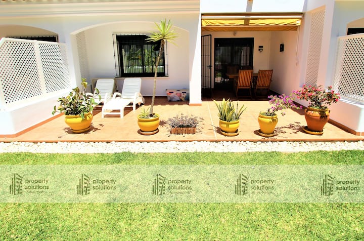 Pool, Terrace And Garden. Pueblo Del Parque. 2. - Benalmádena