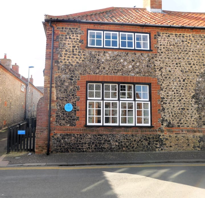 St Nicholas Holiday Cottage - Sheringham