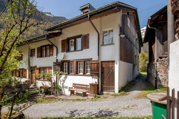 Gemütliches Haus Im Glarnerland - Elm