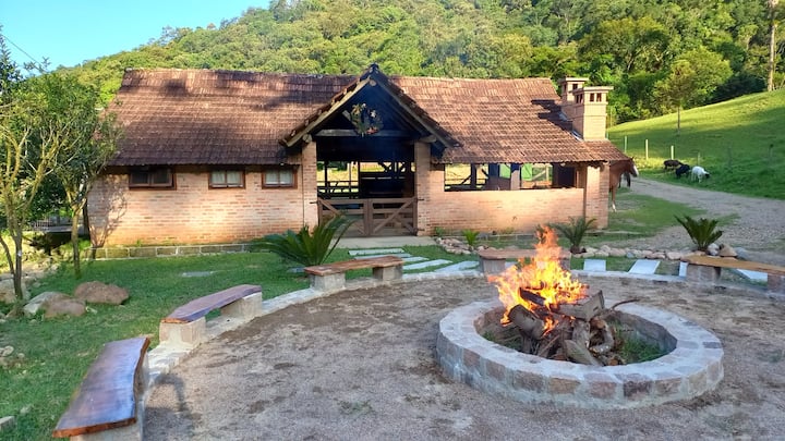 Rancho Morro Do Engenho/ Passa Dia Das 8h As 20h. - Joinville, Brazil