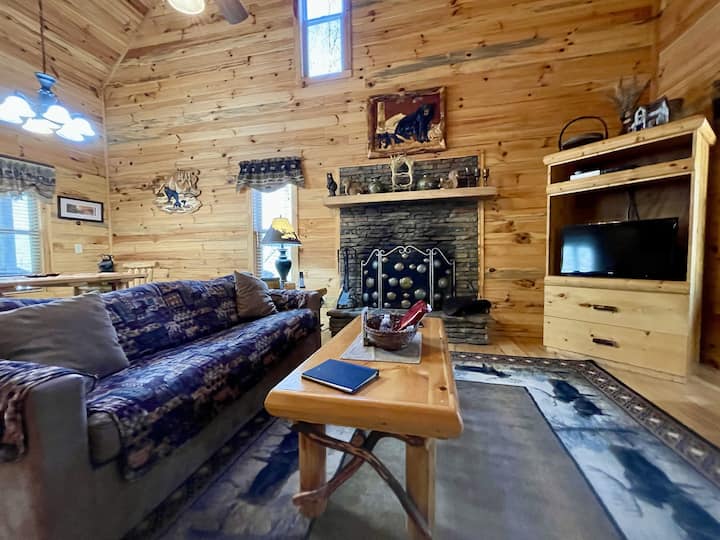 2 Bed Cabin W/ Hot Tub Close To Helen #16 - Helen, GA