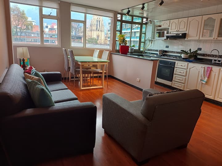 En Todo El Corazón De Chapinero - Bogota