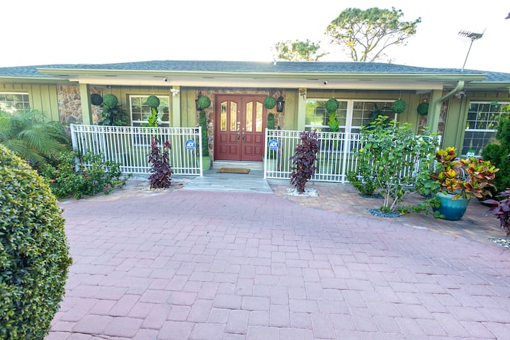 Beautiful 2 Bedroom Apartment - Ocoee, FL