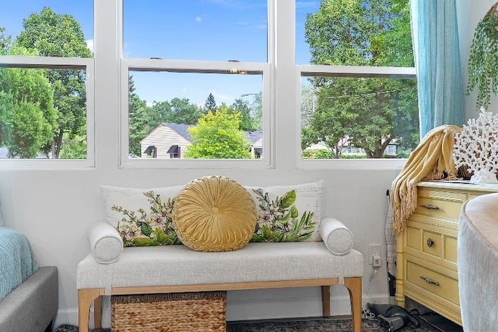 Furnished In-law Suite - Nurses! - Sioux Falls, SD