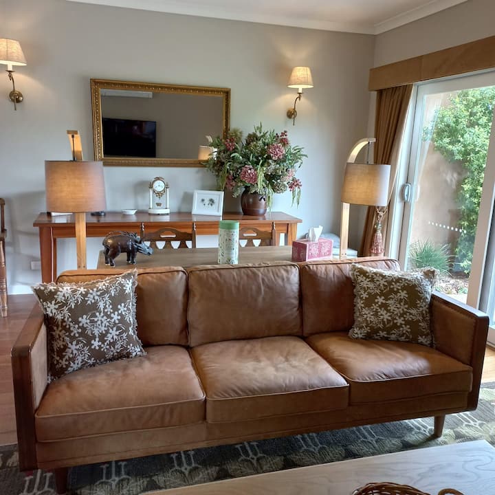 Yarra Valley Luxury 4 Br Home, Sleeps 10 - Yarra Glen