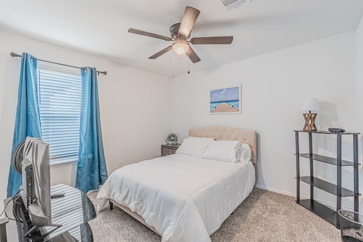 Lovely Oasis In Splendora #3 - Cleveland, TX