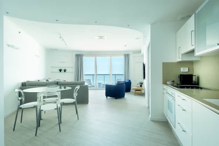 Mediterranean Sea Views | 1br Apt With Balcony - Telavive
