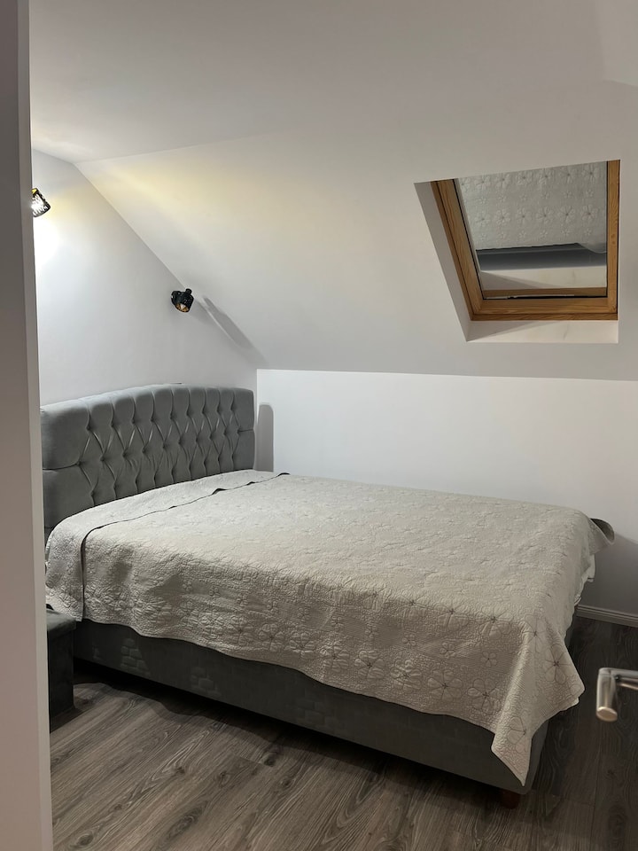 Apartament Mansarda Venus - Ramnicu Valcea