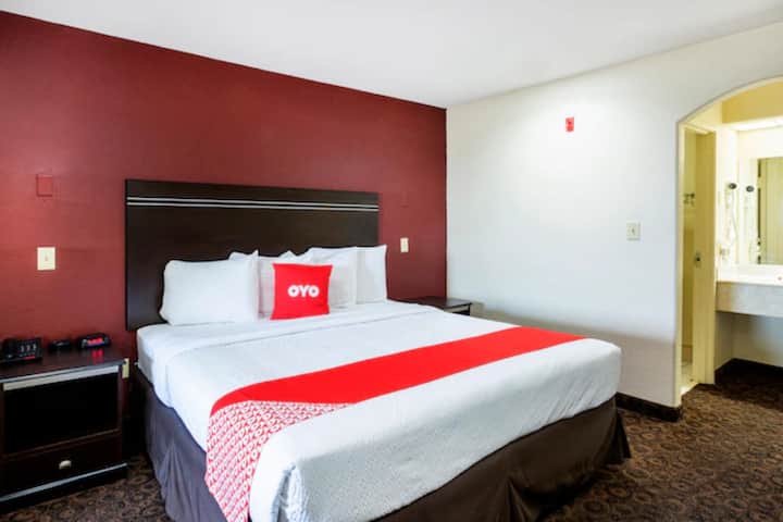 Hotel Lsu King Bed Accessible - Baton Rouge
