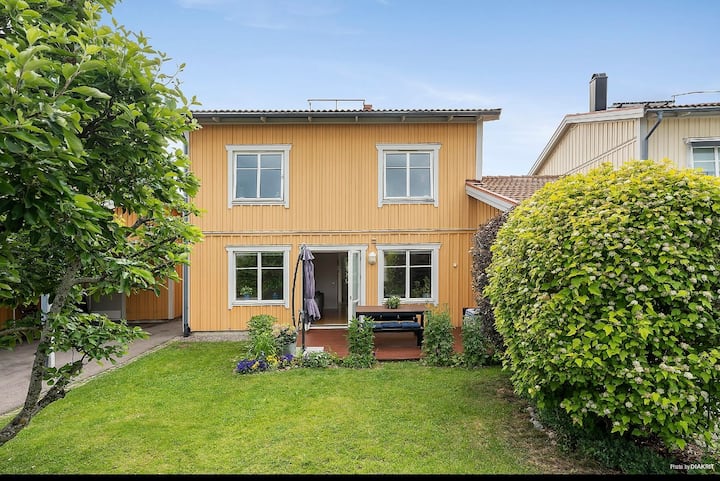 Mysigt Familjehus I Slavsta - Uppsala