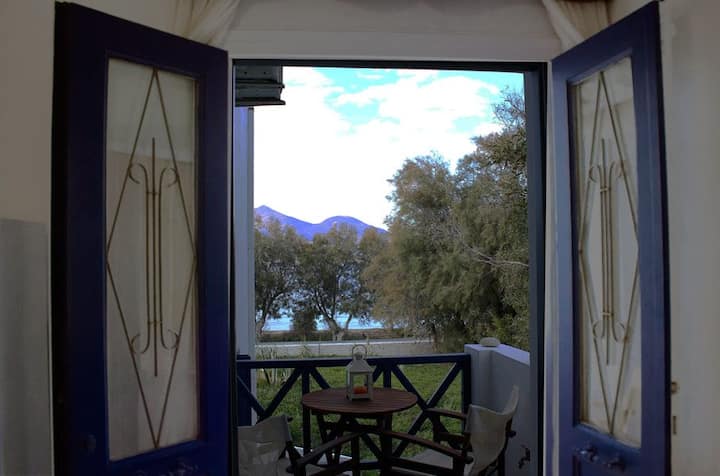 Apartments With View-apartment B - ミロス島