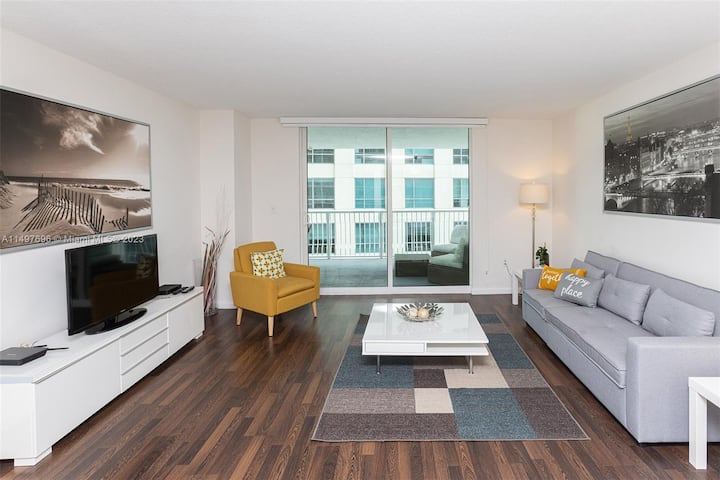 Entire Condo In Brickell - Miami