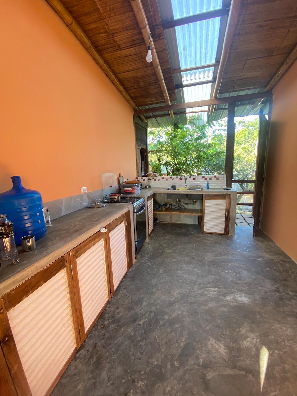 Casa Mar : chambre Mango - Appartements à louer à Curia, Santa Elena ...