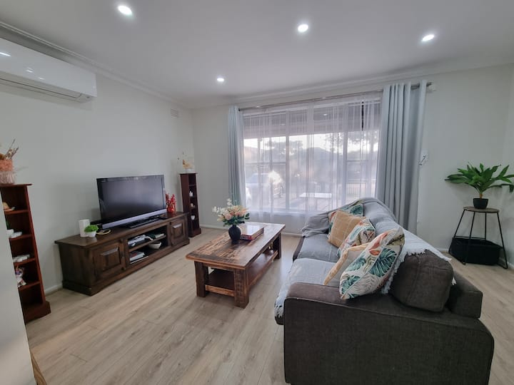 Nice Home Free Parking. Great Sale Long Stay - St Albans