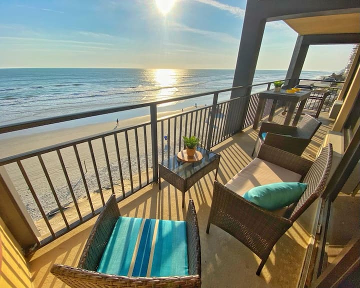 *New* Fantastic Ocean View Studio-up To 6 Guests! - Daytona 500 NASCAR