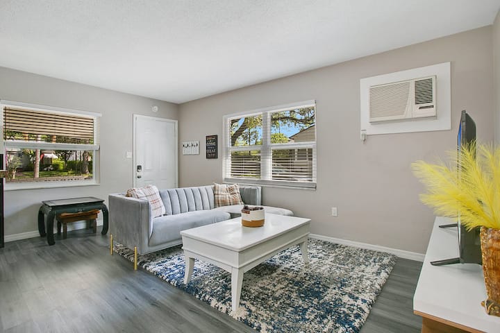 Cozy Duplex In Orlando's Heart - Winter Park, FL
