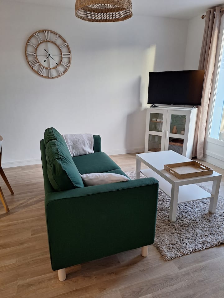 T2 Rénové 24, Places Parking Résidence Sécurisée. - Manosque