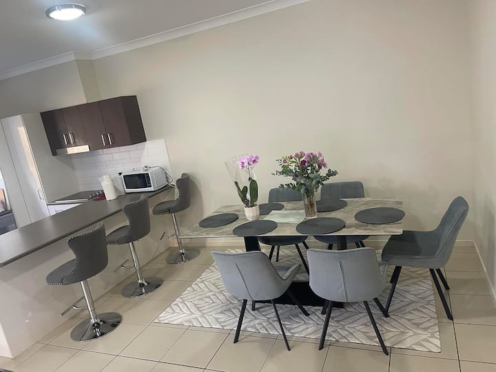Durack With Queen Bed - Brisbane