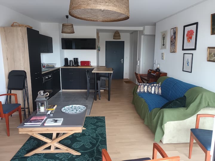 Appartement En Centre Bourg. - Carantec