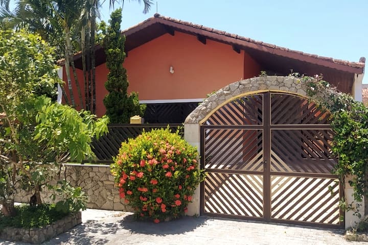 Casa Familiar - Praia Peruíbe - Peruíbe